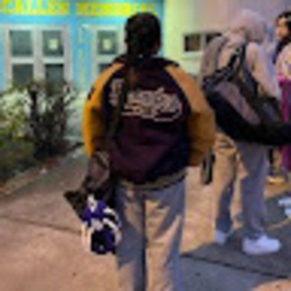 Bri's Closet (@briananevaeh100) | Poshmark